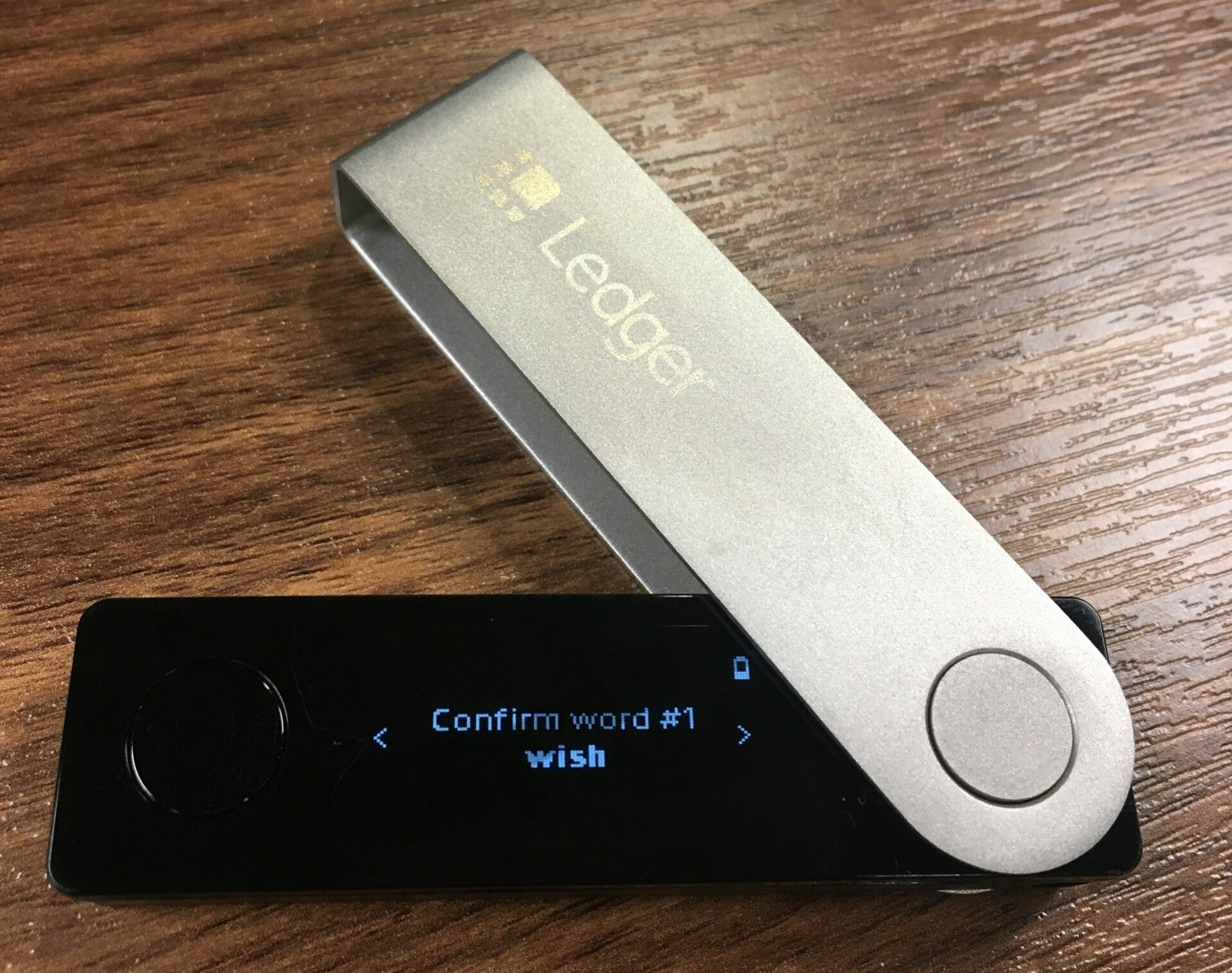 Ledger Nano X & S Review - The Most Detailed Analysis of 2020 - Paybis